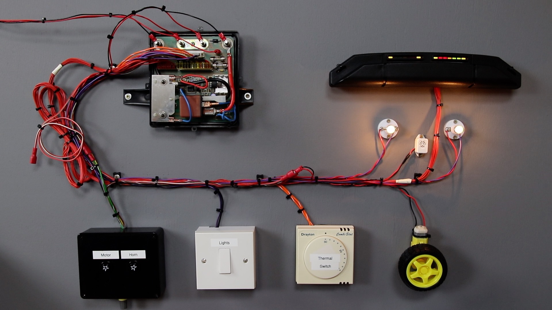 Sinclair C5 Restoration – Part 4 – Electrics – RetroWorkshop