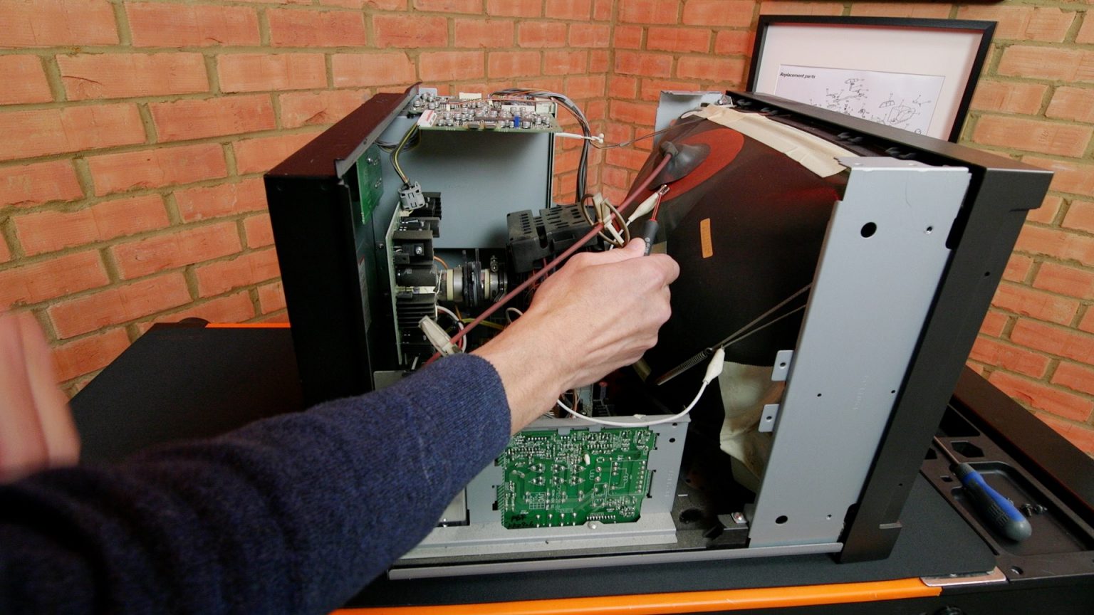 JVC CRT Monitor repair and review – RetroWorkshop